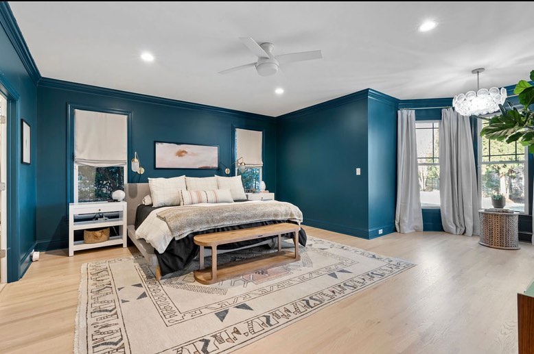 Benjamin Moore Dark Harbor CSP-720 | Undertones, Photos, Color Palettes