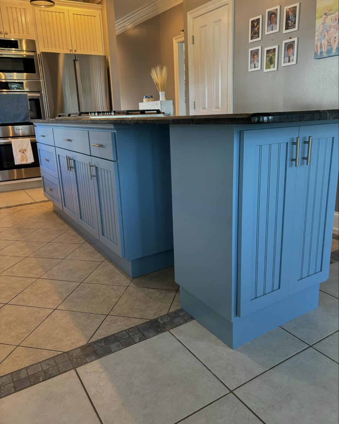 Benjamin Moore Denim Wash 838 | Undertones, Photos, Color Palettes