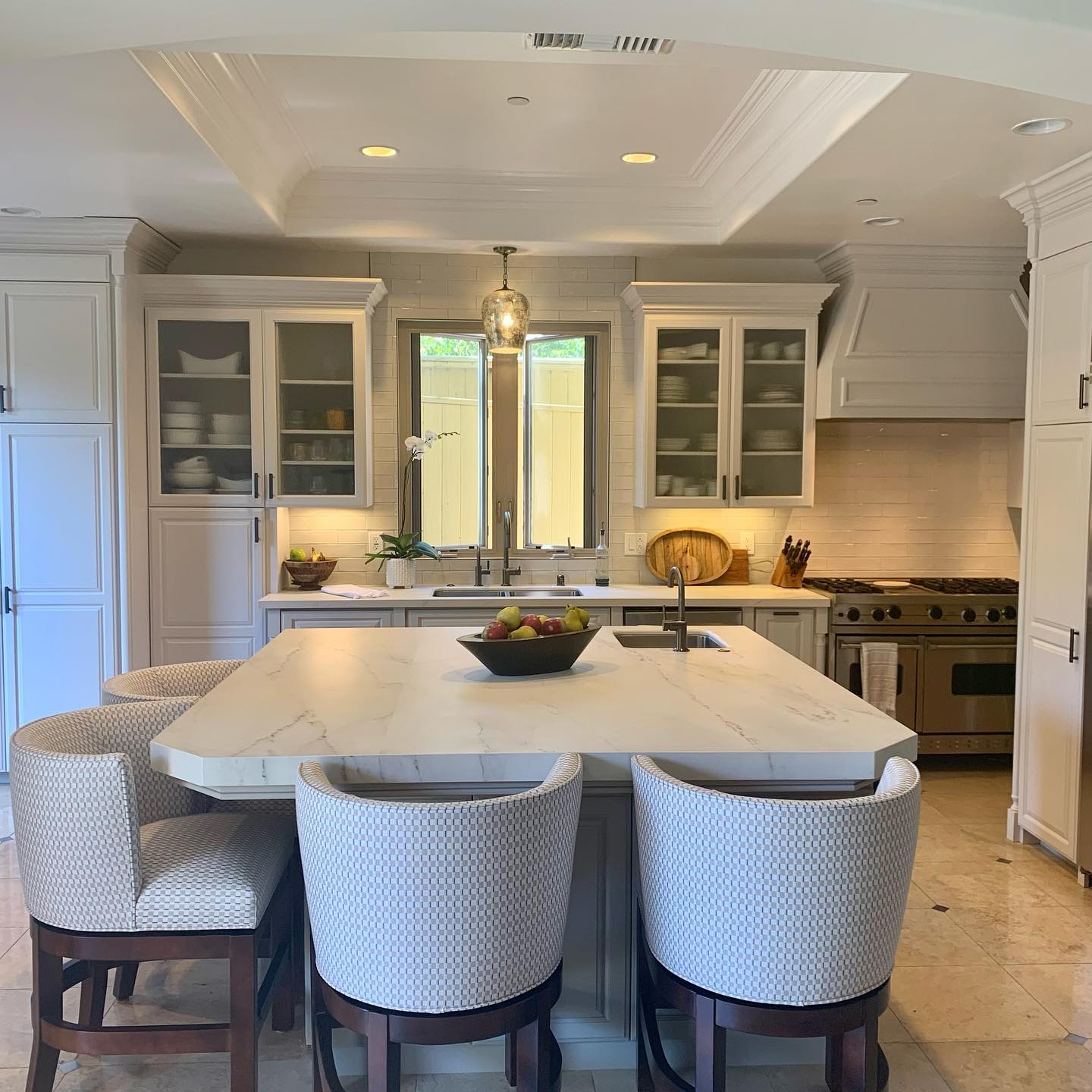 Benjamin Moore Plymouth Rock 1543 | Undertones, Photos, Color Palettes