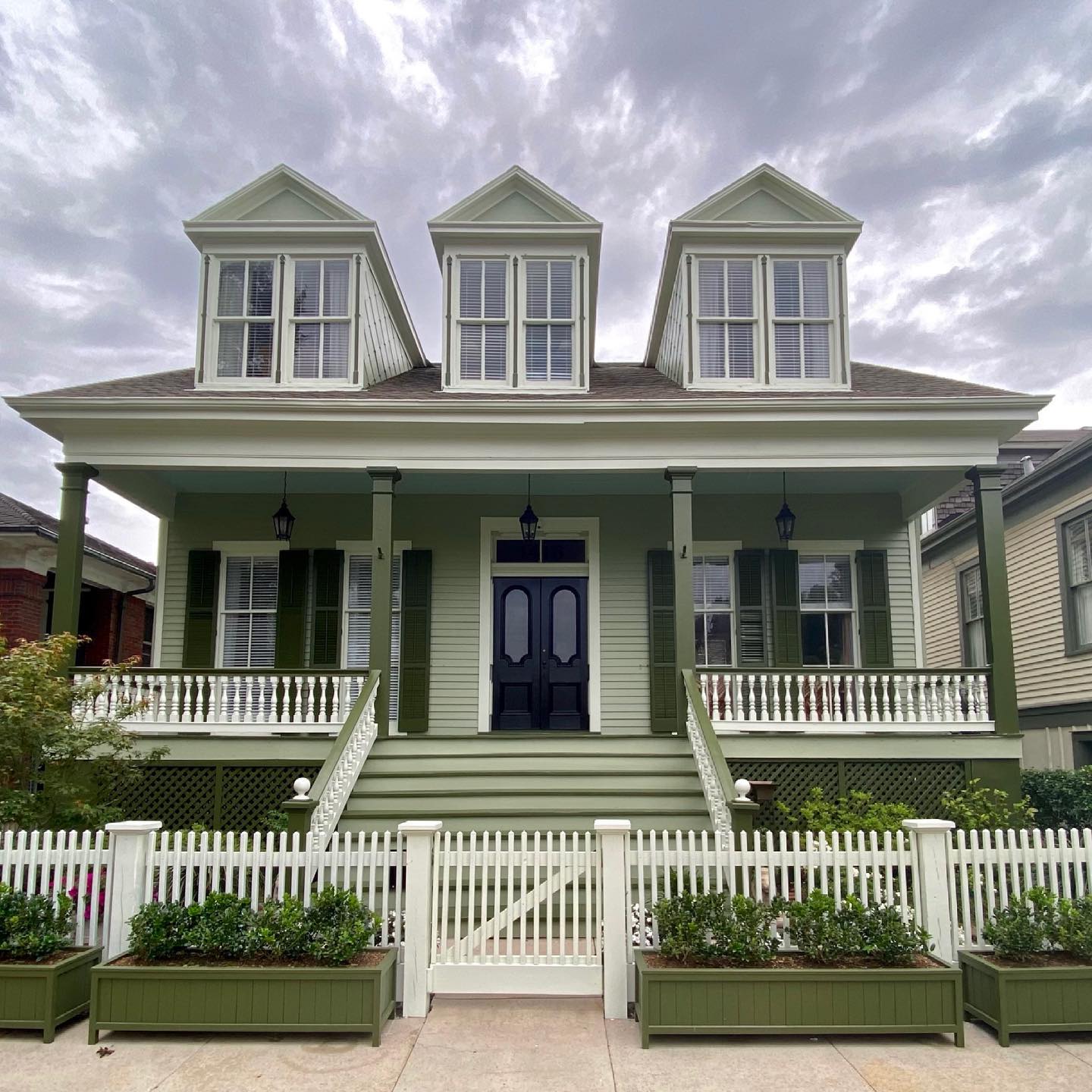 Sherwin Williams Sagey SW 6175 | Undertones, Photos, Color Palettes