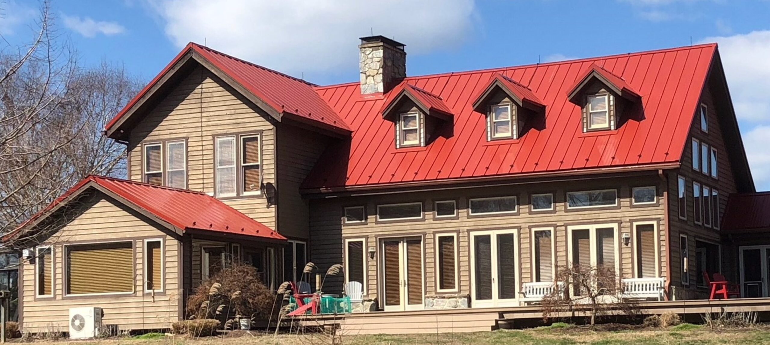 13 Gorgeous Metal Roof and Siding Color Combinations (2026)