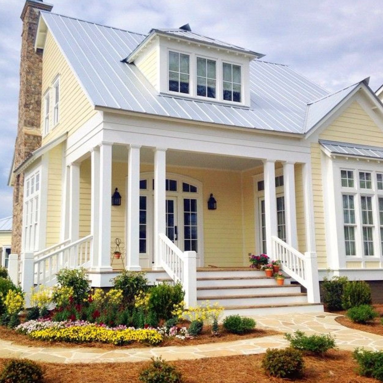 13 Gorgeous Metal Roof and Siding Color Combinations (2026)
